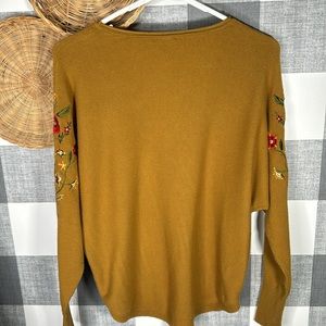 aaeda | Sweaters | Womens Aaeda Sweater | Poshmark